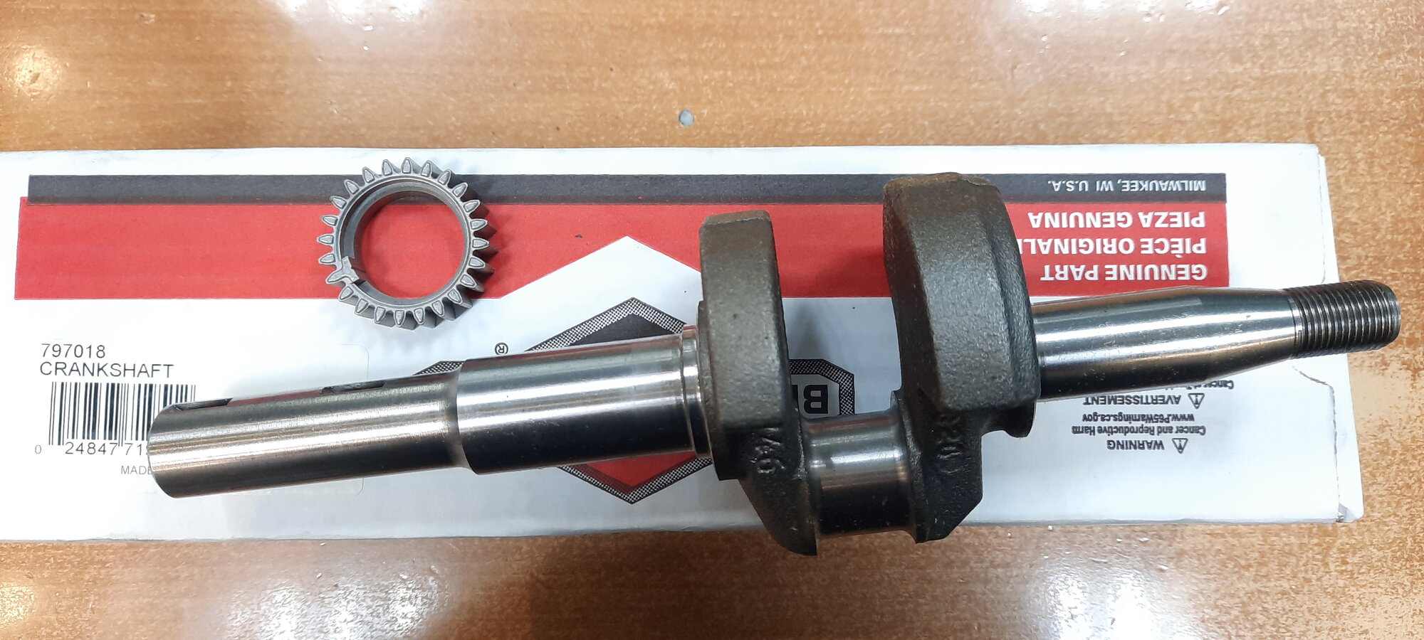 Коленчатый вал для двигателя Briggs & Stratton s/n 126M02-1615-F1 арт BS797018