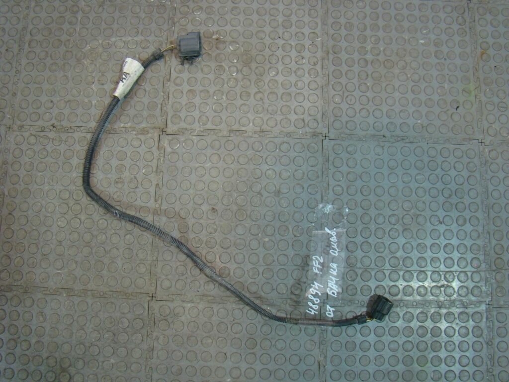 Проводка (коса) на бачок омывателя Ford Focus II 2005-2008 1526996 (с пробегом)