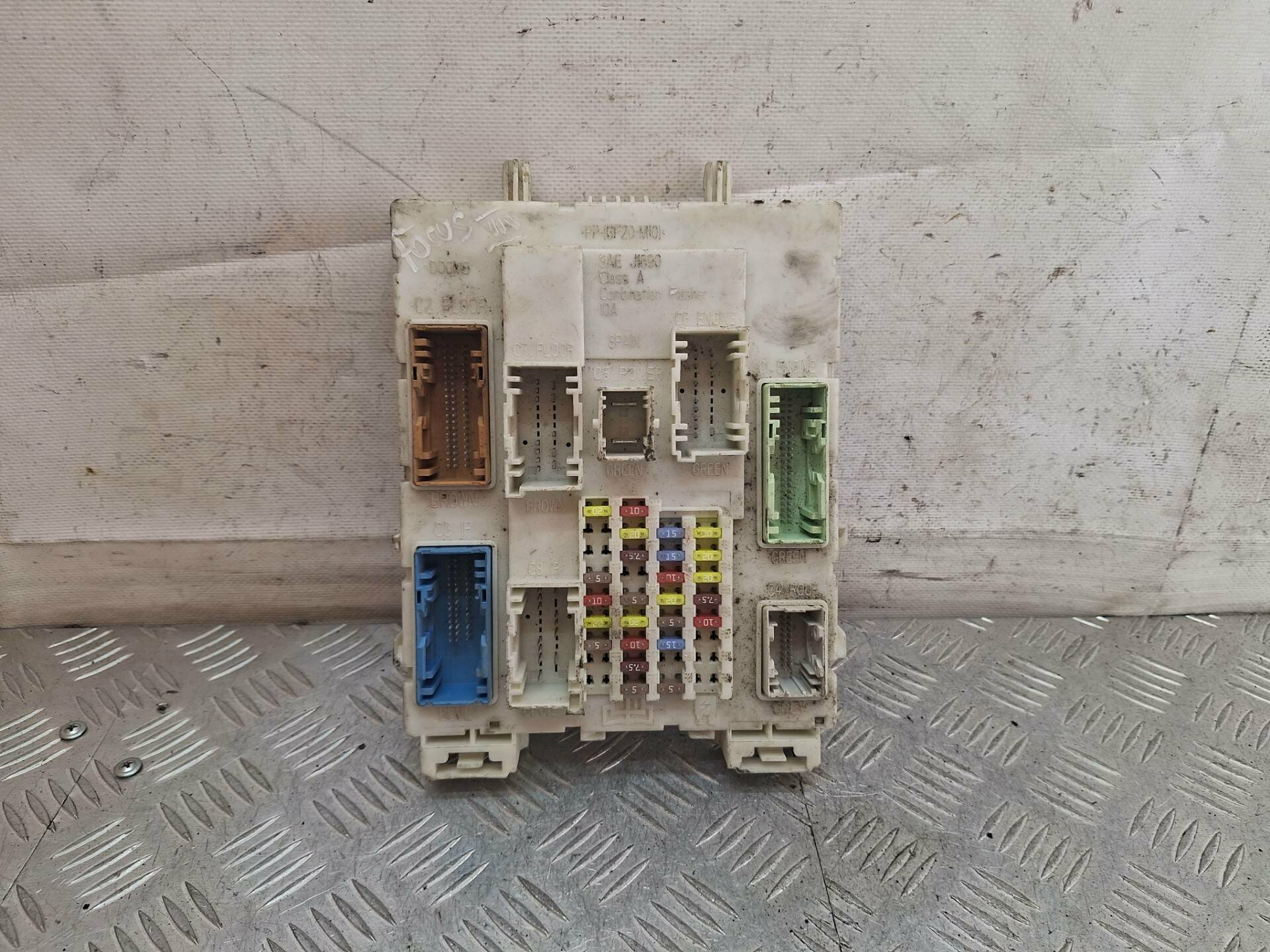 Блок управления BCM (бортовой сети) Ford Focus 3 (2011 - 2015) BV6N14A073DT