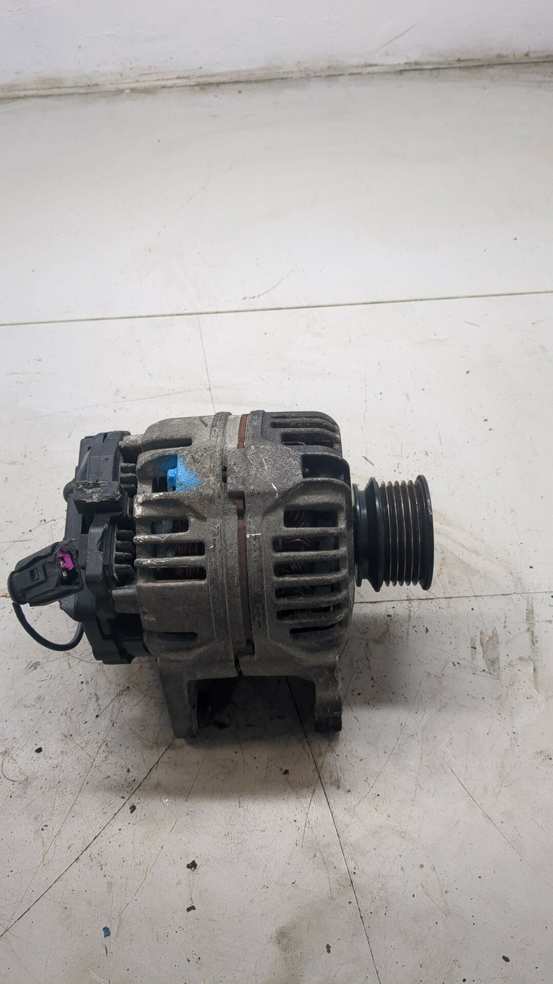 Генератор Skoda Fabia Б/У