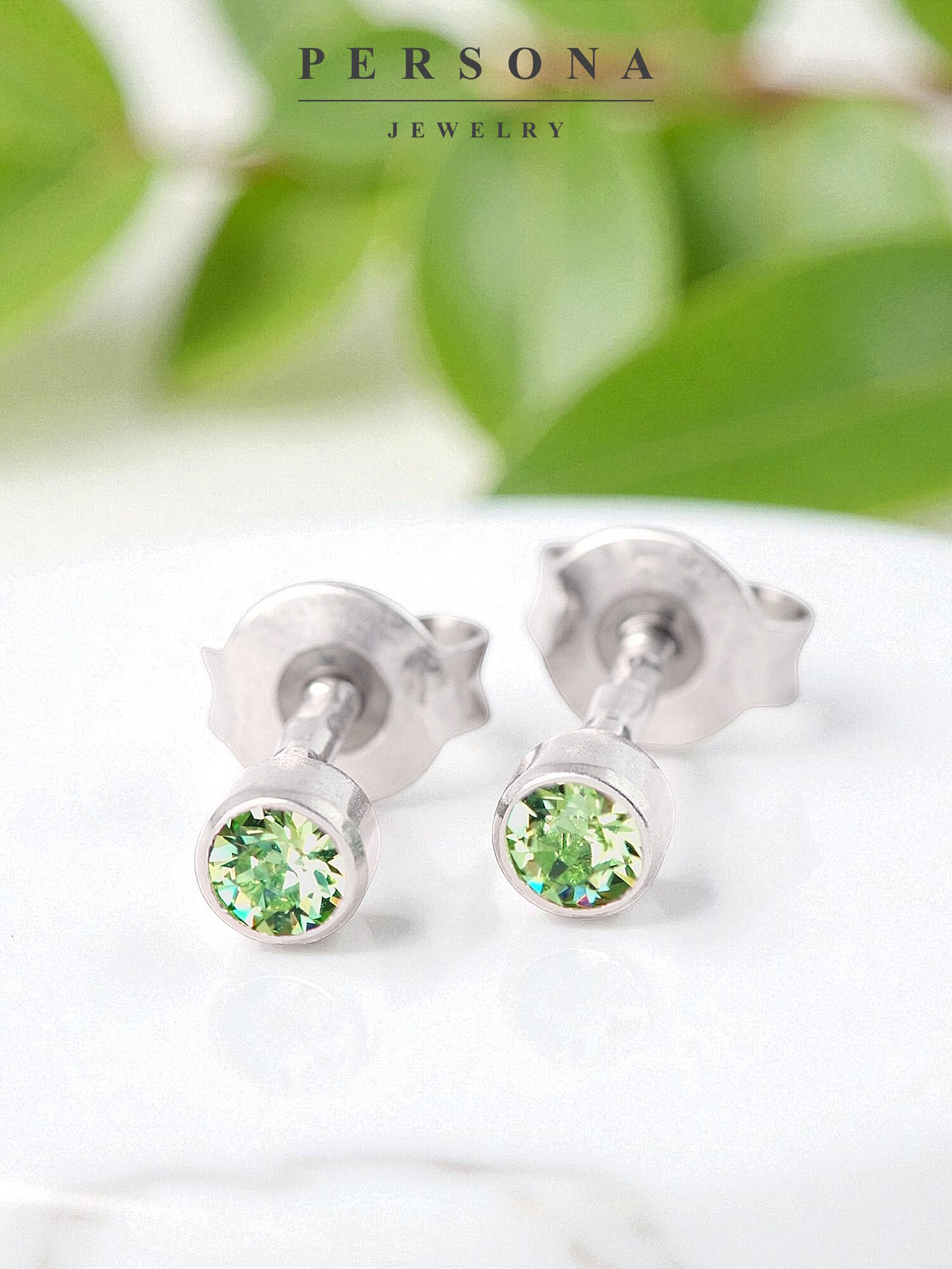 Серьги пусеты, серебро, 925 проба, родирование, кристаллы Swarovski