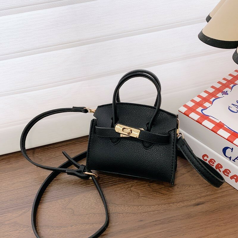 Детская модная сумка через плечо с рисунком личи и строчками для дошкольников черная, small