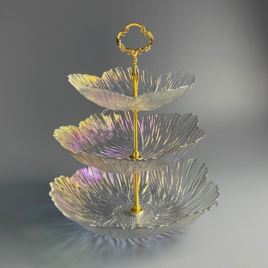 Трехъярусная этажерка