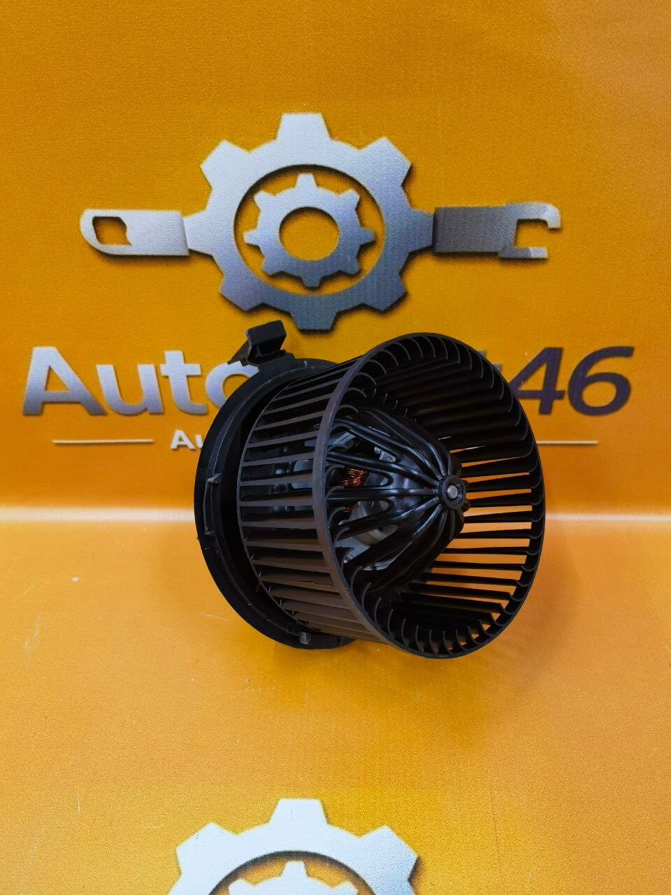Вентилятор отопителя для машин с кондиционером Рено Логан Сандеро Renault Duster Logan Sandero аналог