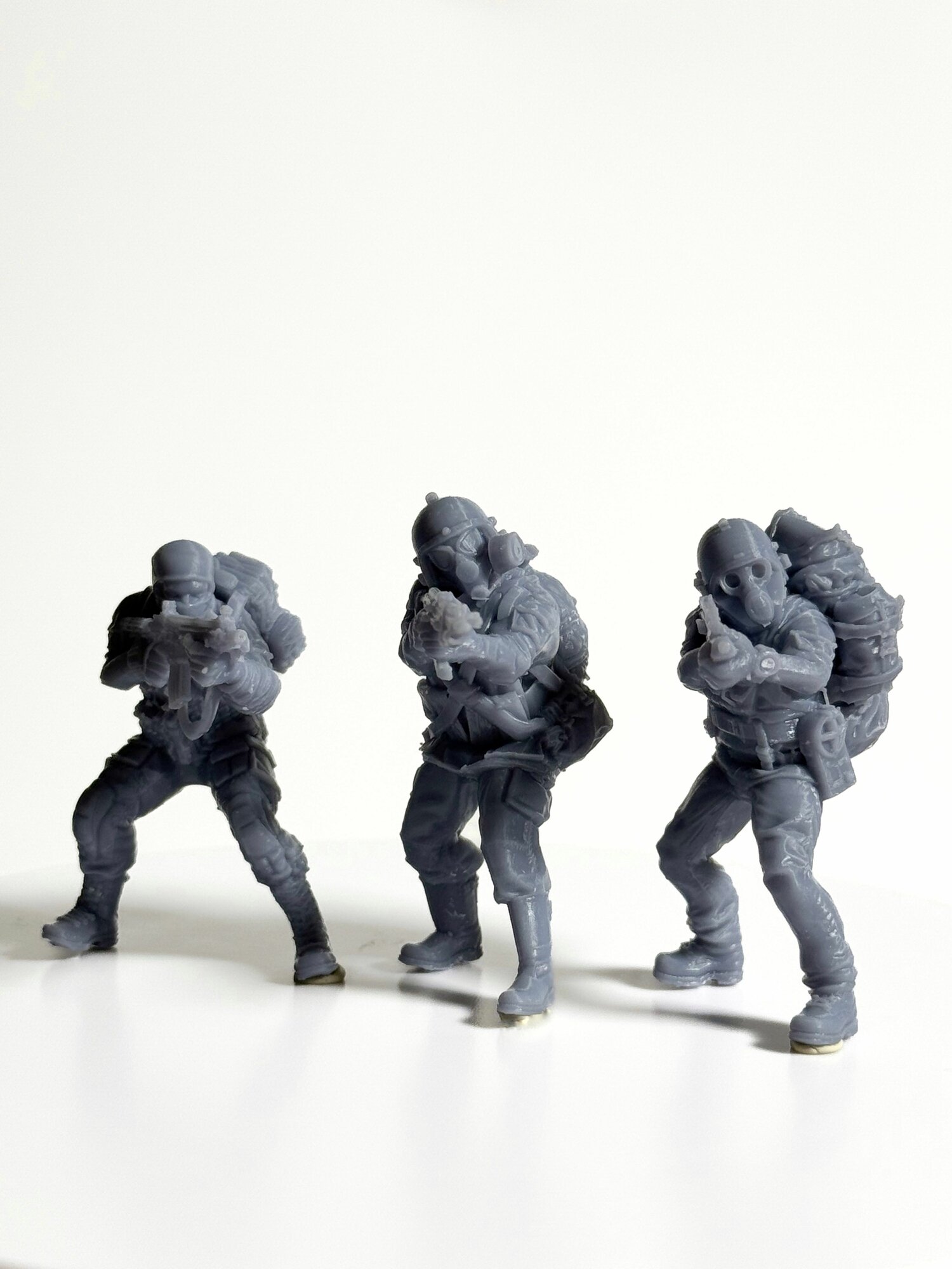 Фигурки Постапокалипсис 1/35, набор 3 шт. Миниатюры солдат.