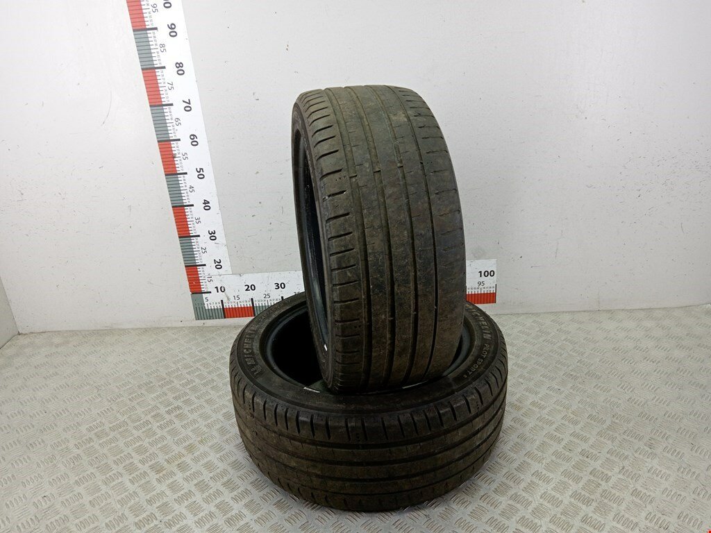 Шины BMW 5-Series (E60/E61) 245/45R17 арт. 2258444