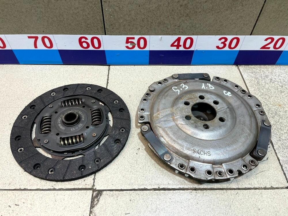 Комплект сцепления VW Golf III 3000082003