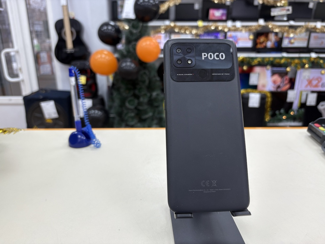 Смартфон Xiaomi POCO C40 3/32 ГБ черный 2 SIM , б/у , уценка