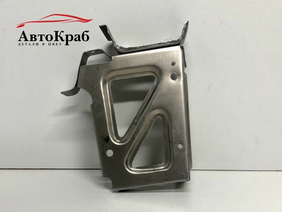 Кронштейн переднего бампера правый для Лада Приора 2170 ВАЗ 2110 2111 2112