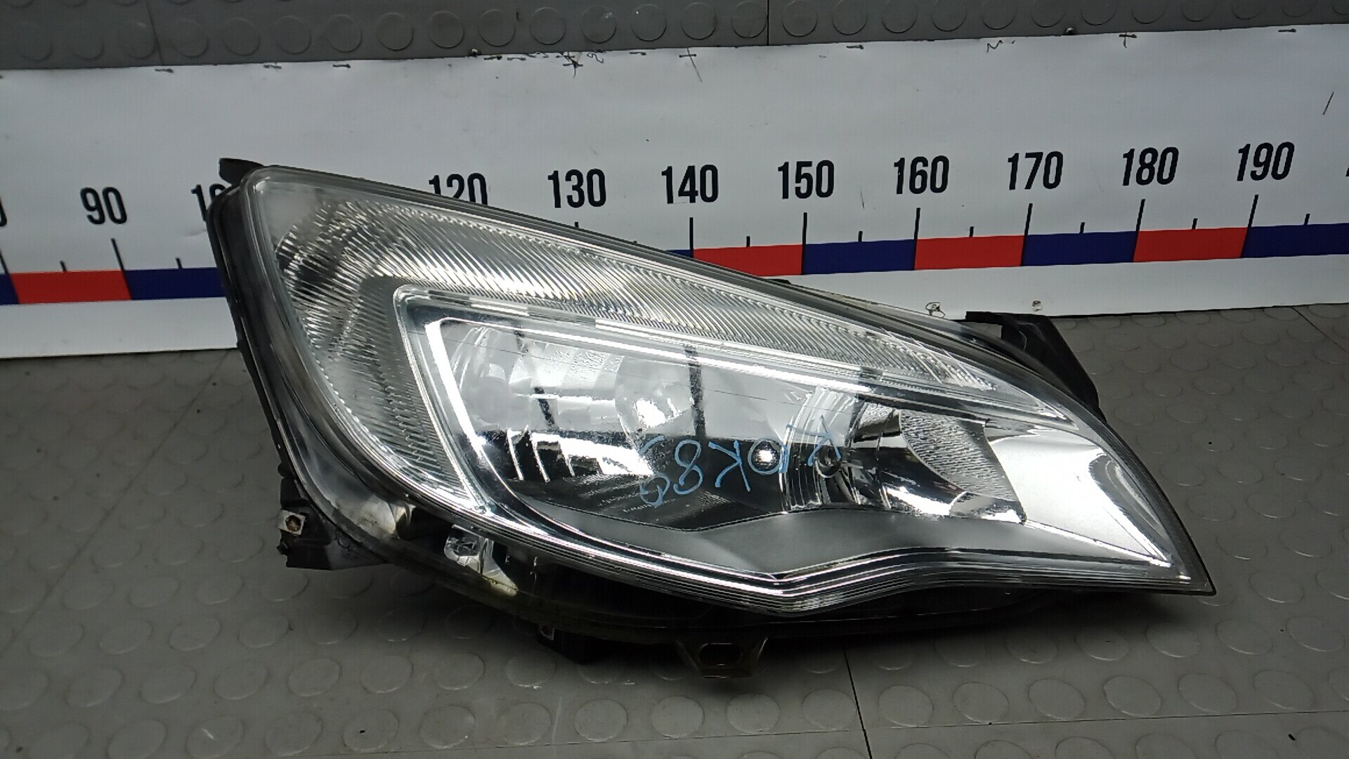 Фара правая OPEL ASTRA J