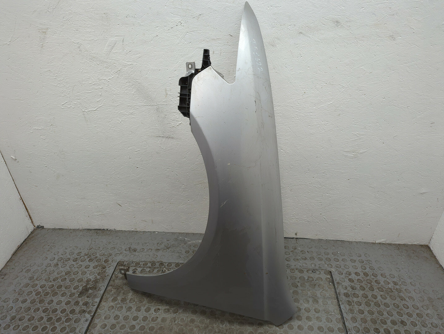 Крыло левое переднее Honda Accord 7 Б/У