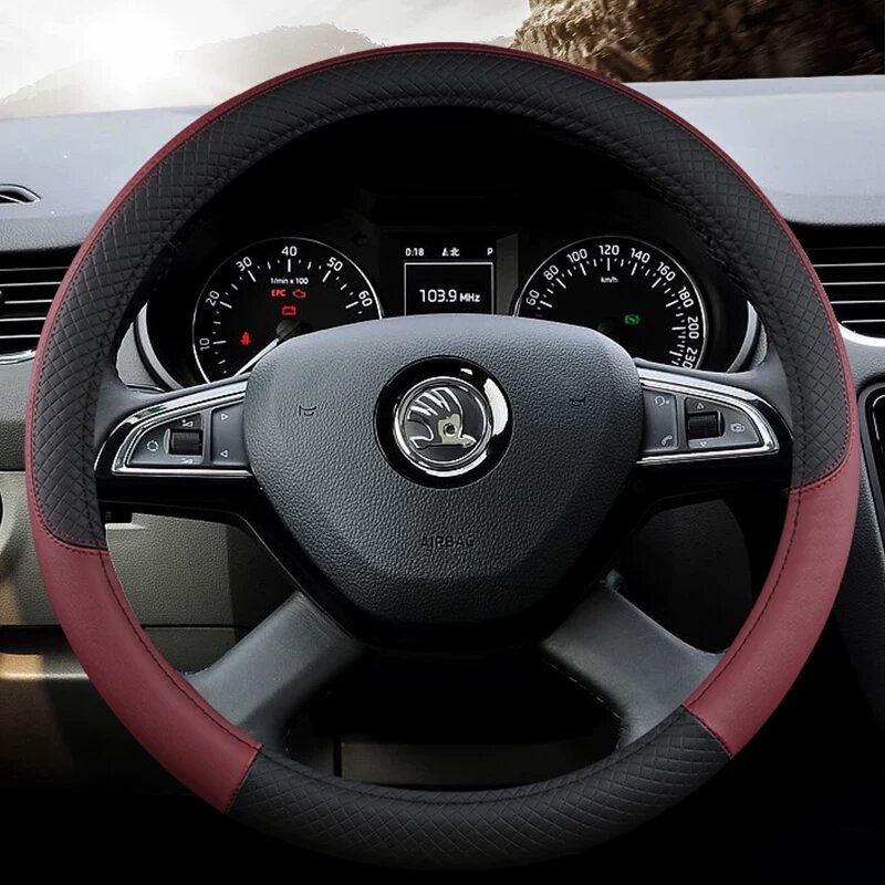Всесезонный чехол для руля Skoda Octavia, Rapid, Superb, Yeti, Kodiaq, Fabia - Черно-вишневый узор