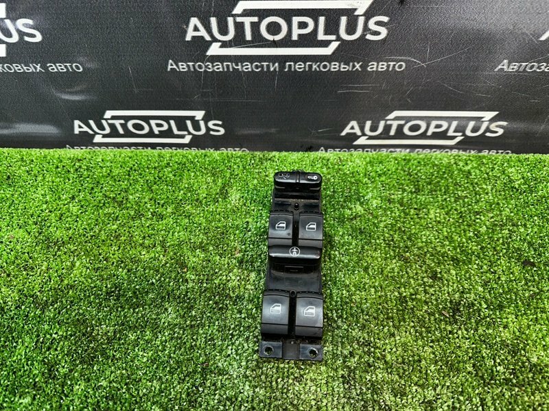 Блок управления стеклоподъемниками Левый Передний Volkswagen Bora 1999 (1.6 AKL) Б/У с пробегом Арт. 13231