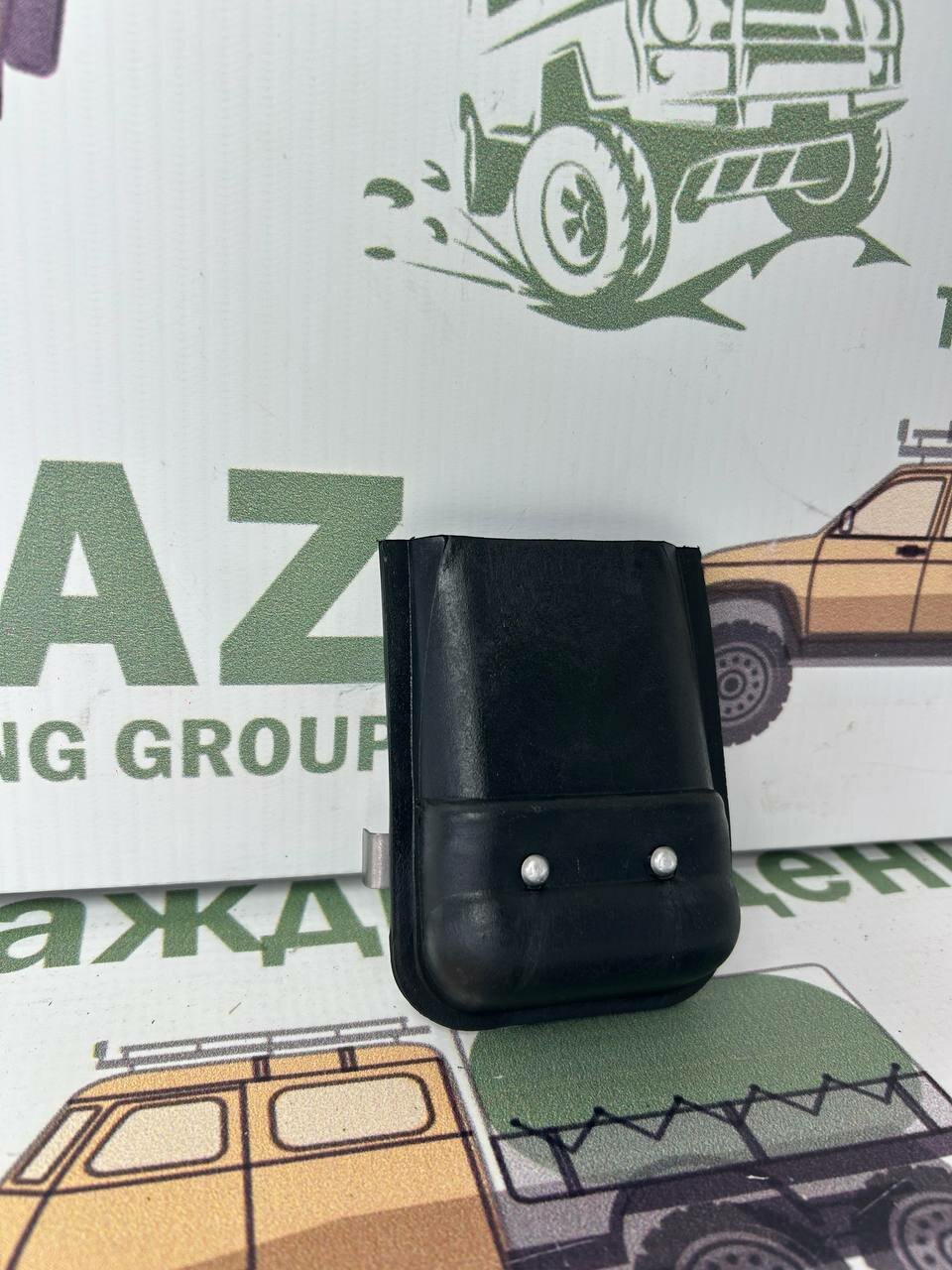 Крышка лючка бачка ГЦС (на панели приборов) УАЗ 452 Буханка, 3303