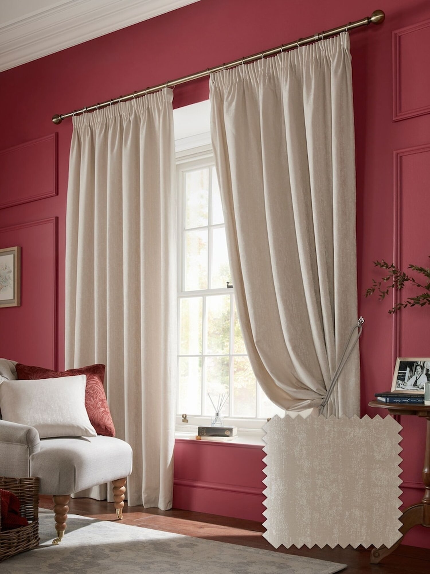Шторы с ленточной завязкой Laura Ashley Whinfell Headertape, размер 168х229 см, цвет бежевый, E17-183_1