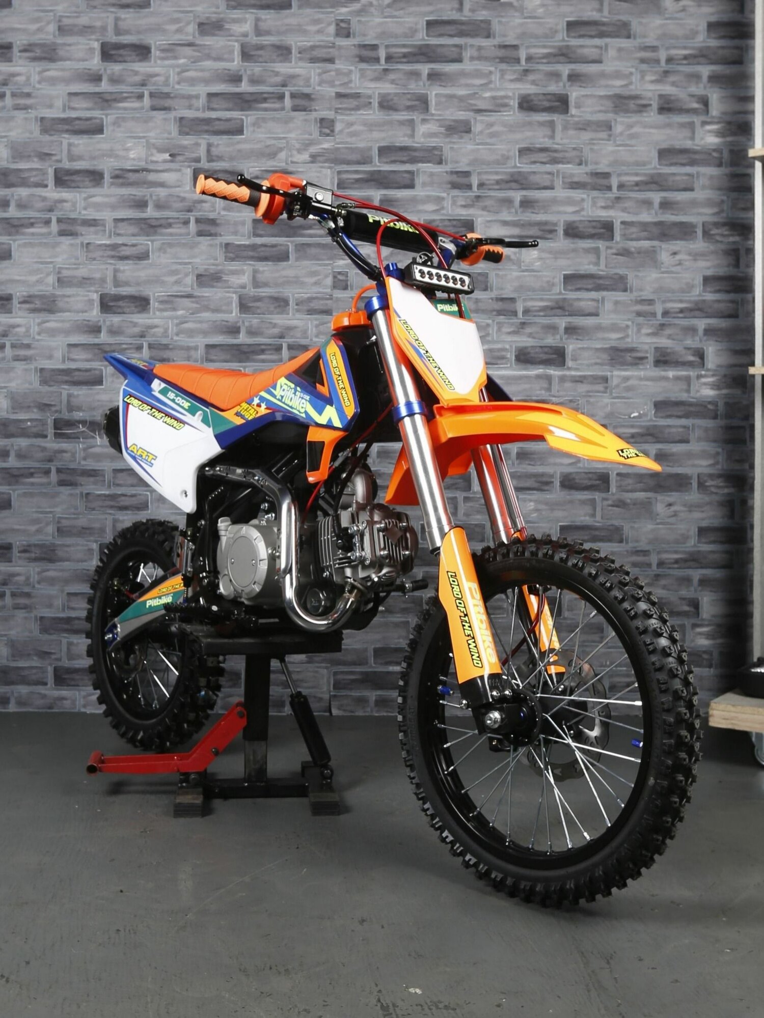 Питбайк ART Pitbike 15-00E, 150cc, колеса 17/14, электростартер, 13 л. с, высота по седлу 84см