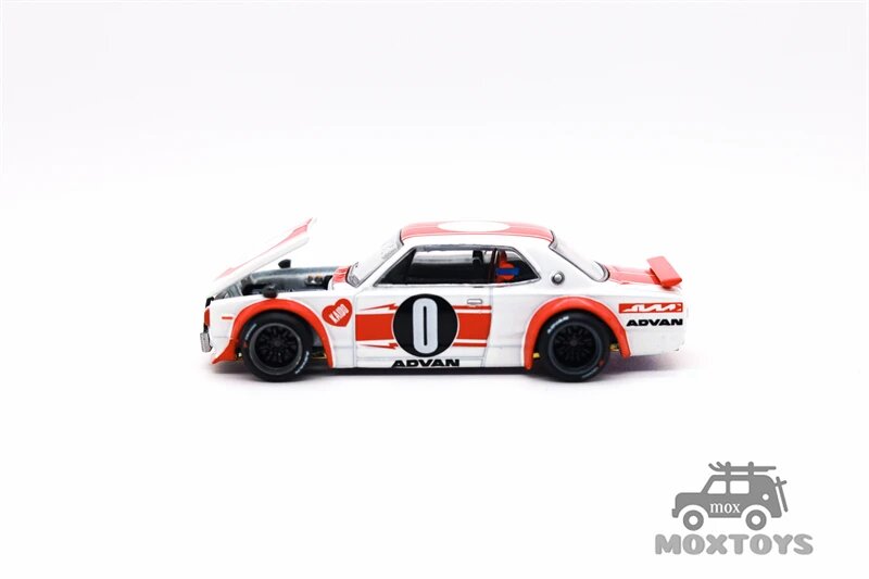Модель автомобиля TSM MODEL Skyline 2000 KPGC10 Kaido Works V2 1:64