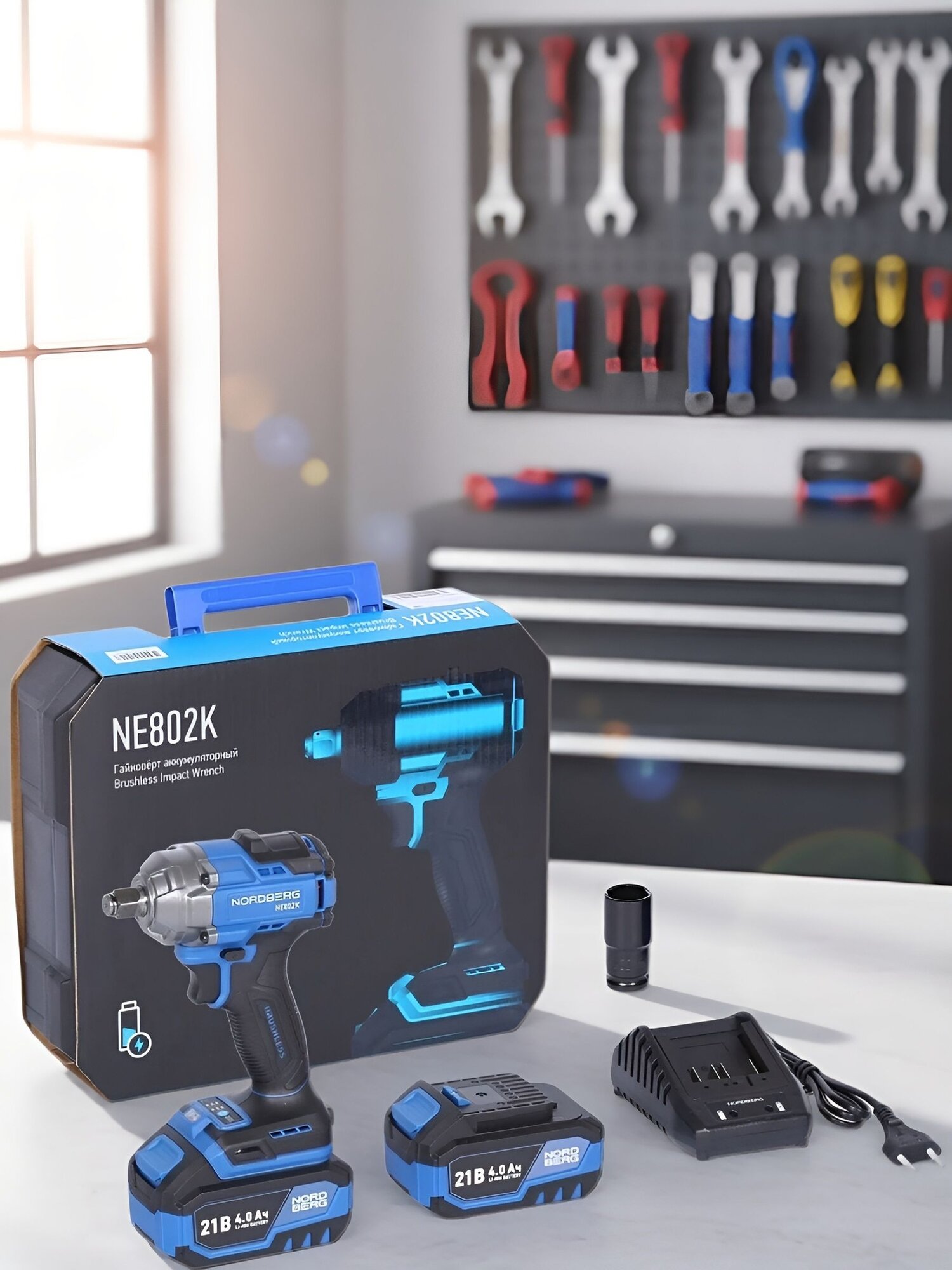 Гайковерт аккумуляторный, 1/2", 21 В, 500 Нм, 2 аккумулятора 4 A и зарядное устройство, в кейсе