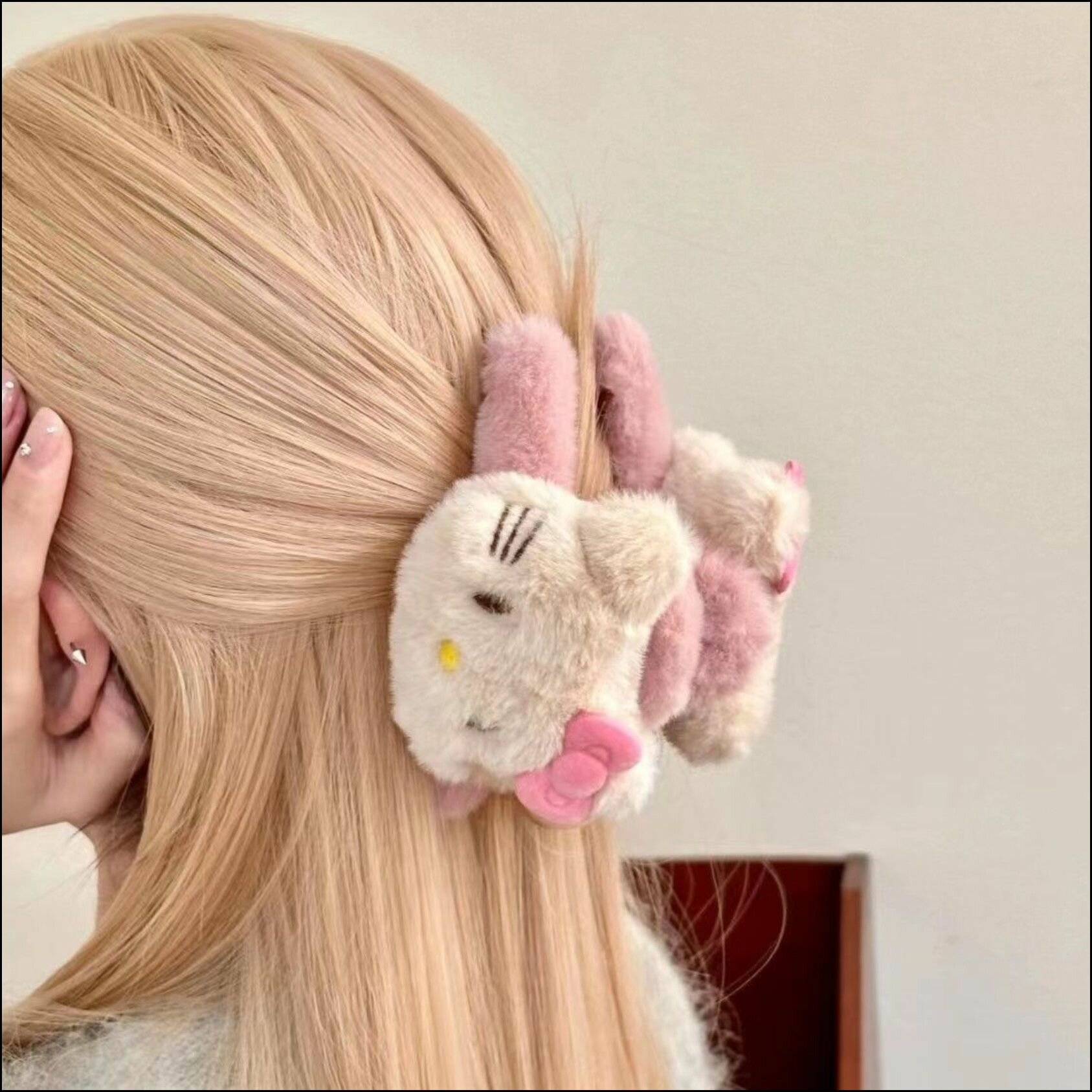 Hello Kitty Заколка-краб 1 шт