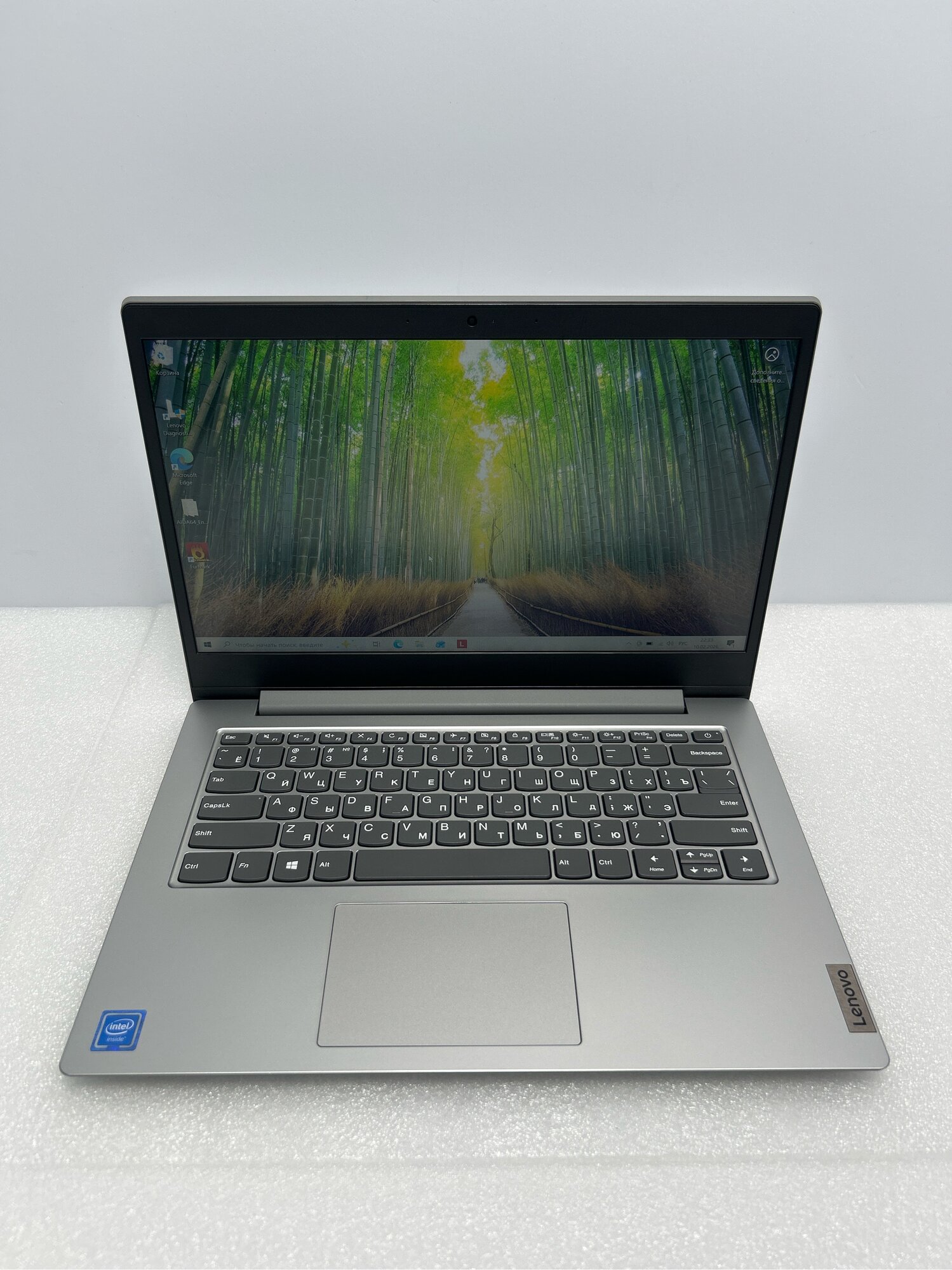 Ноутбук Lenovo IdeaPad 1 14IGL05 (81VU00H3RU) 14''/Intel Celeron N4020/RAM 4 GB/SSD 128 GB/Intel UHD Graphics 600/1920x1080/TN/Windows 11/Подсветка кл-ры Нет/Серебристый. Состояние: Уценка/небольшой след. на матрице от клавиатуры