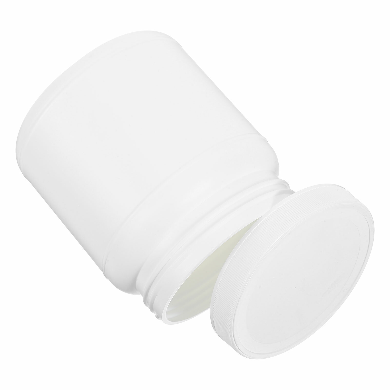 Вместительный пластиковый контейнер с винтовой завинчивающейся крышкой для дозирования и хранения сухого молока (1250 мл).