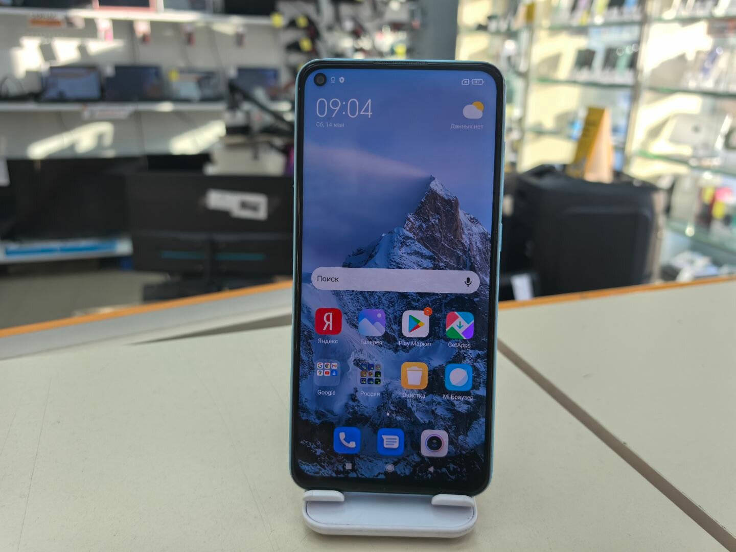 Смартфон Xiaomi Redmi Note 9 3/64 ГБ RU, Dual nano SIM, небесно голубой, б/у, уценка