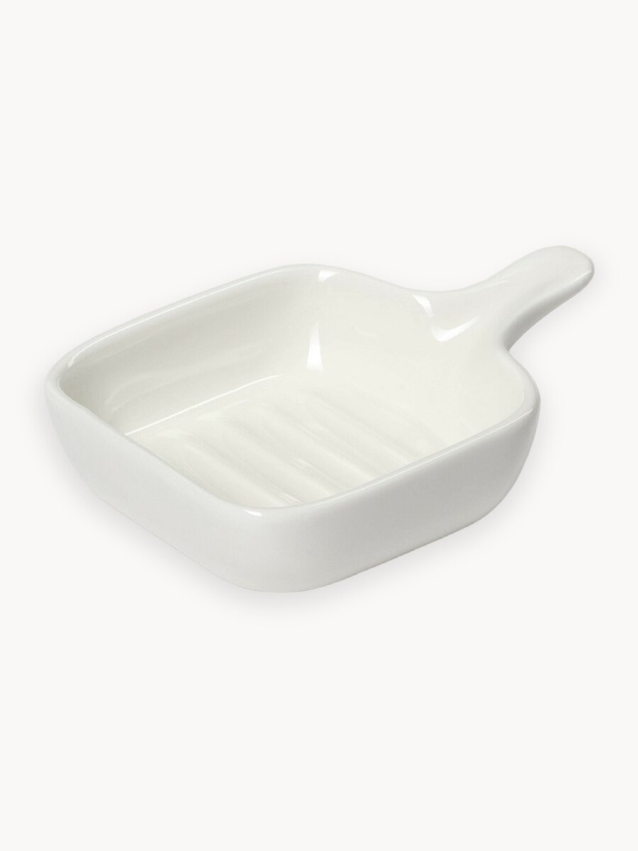 Соусник керамический с ручкой Доляна «Сковорода», 10,5×7,2 см, цвет белый