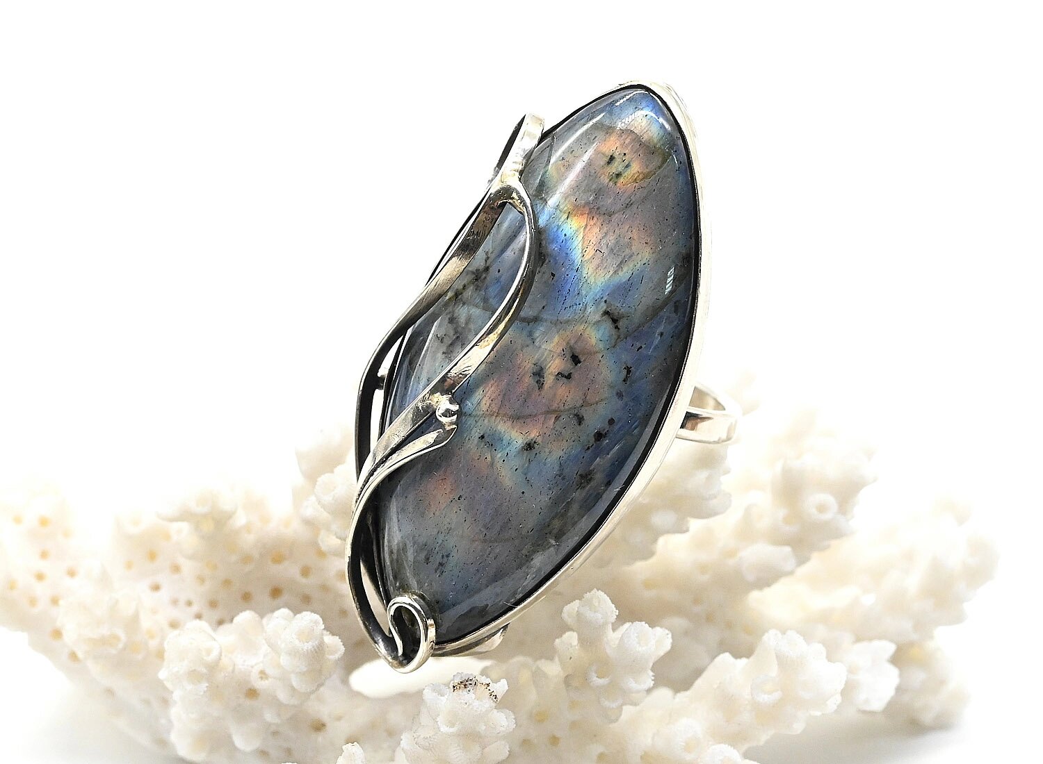 Кольцо, лабрадорит