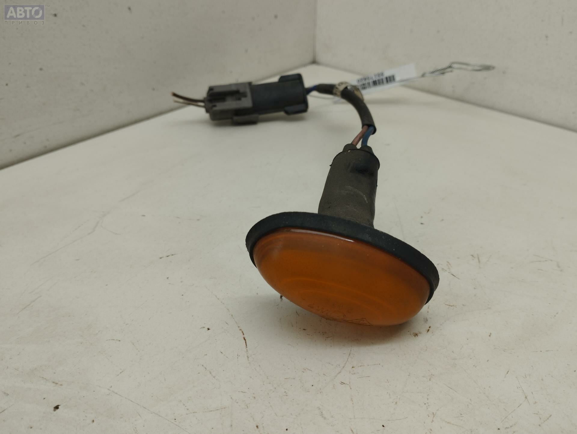 Повторитель поворота левый Chrysler Voyager (2001-2007)