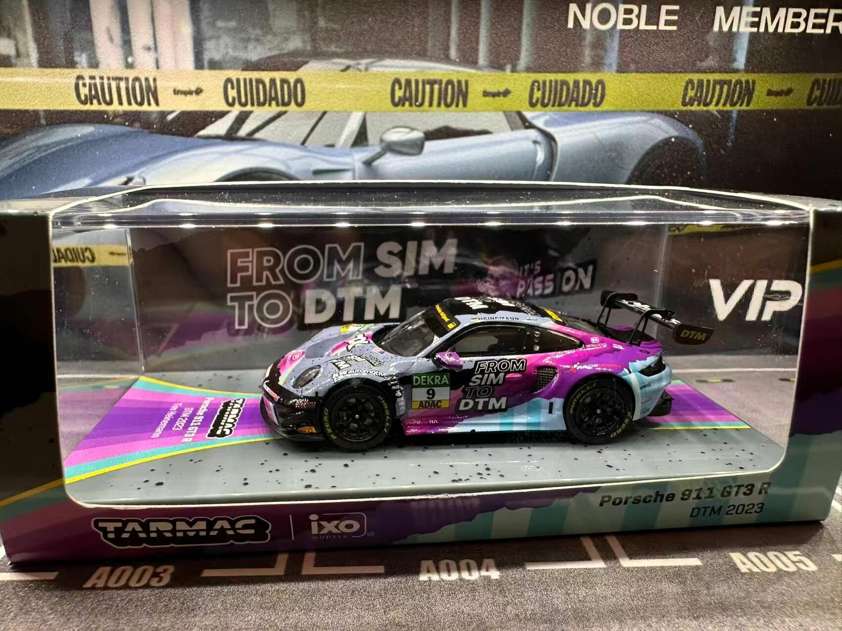 Машинка Tarmac Works 1:64 Porsche 911 GT3 R DTM 2023 #9