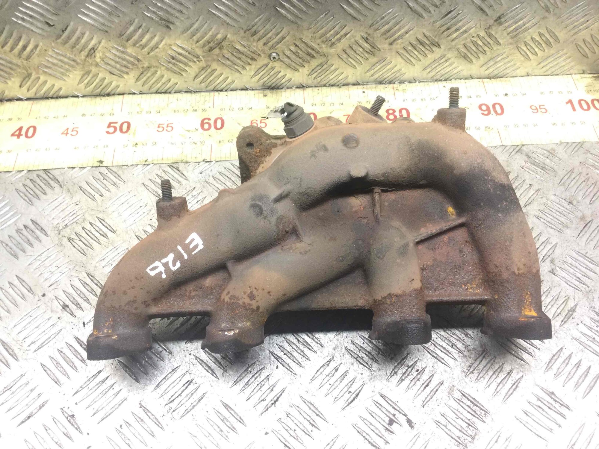 Б/У Коллектор выпускной Audi A3 8P/8PA [рестайлинг] (2004-2008) 2005 г.