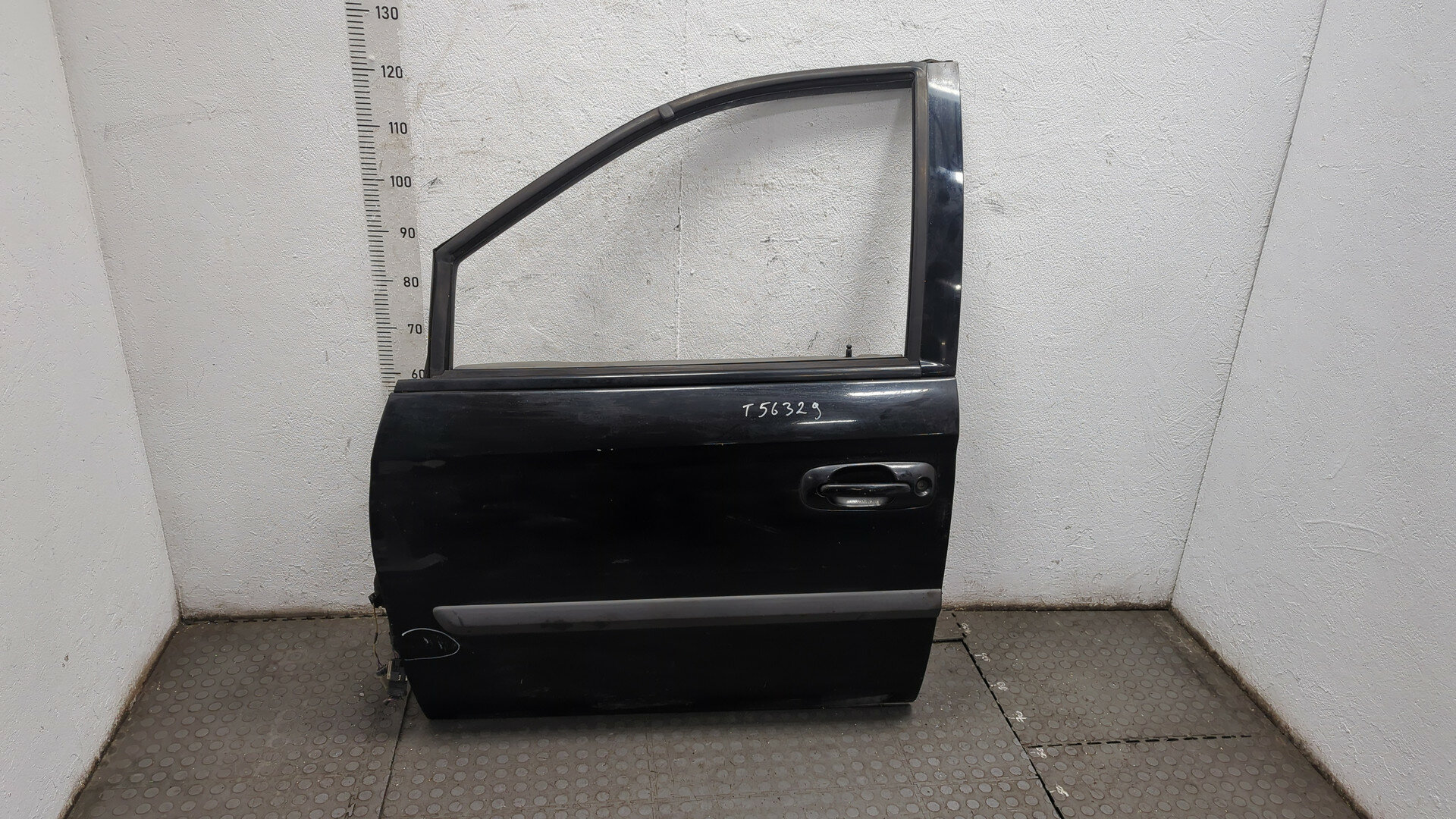 Дверь боковая (легковая) левая передняя Chrysler Voyager Б/У