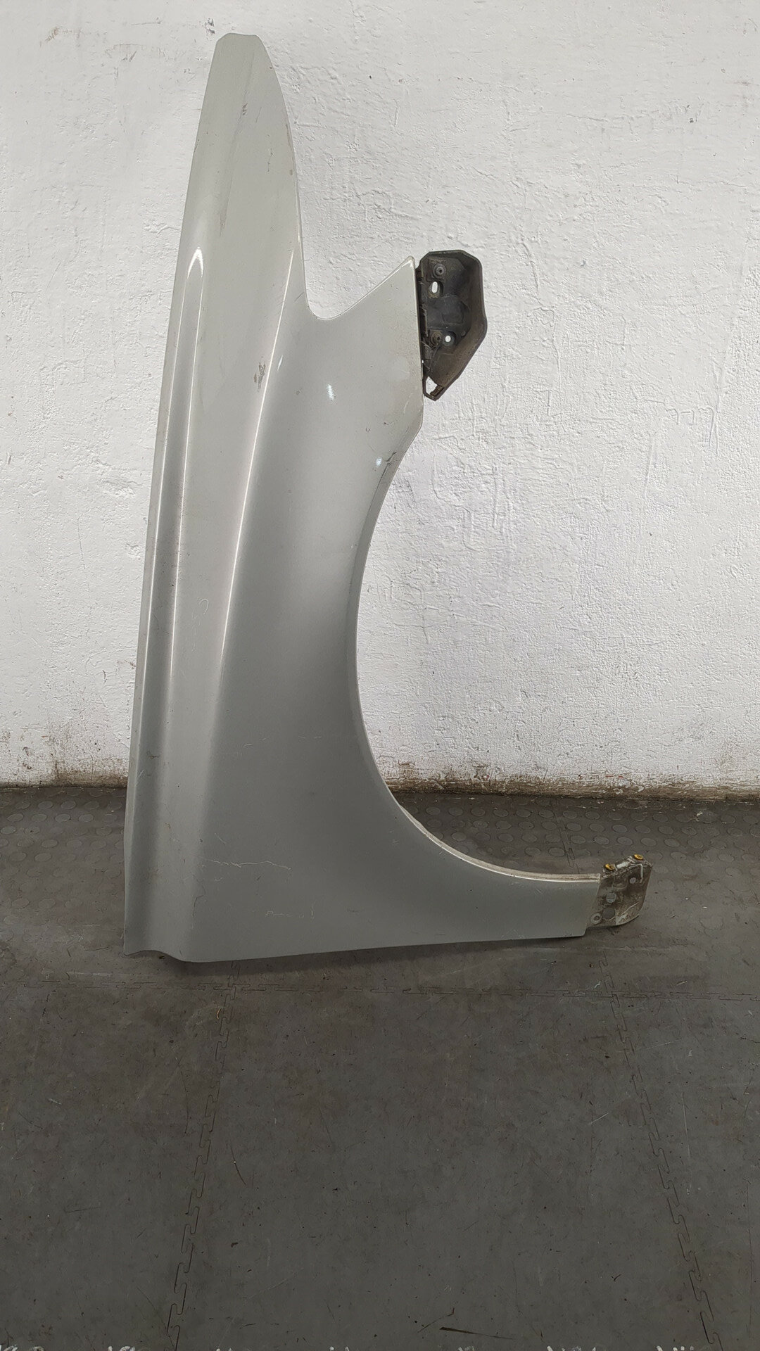 Крыло правое переднее Volvo V50 Б/У