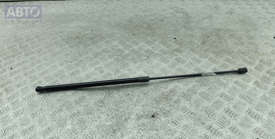 Амортизатор капота Volkswagen Passat B6