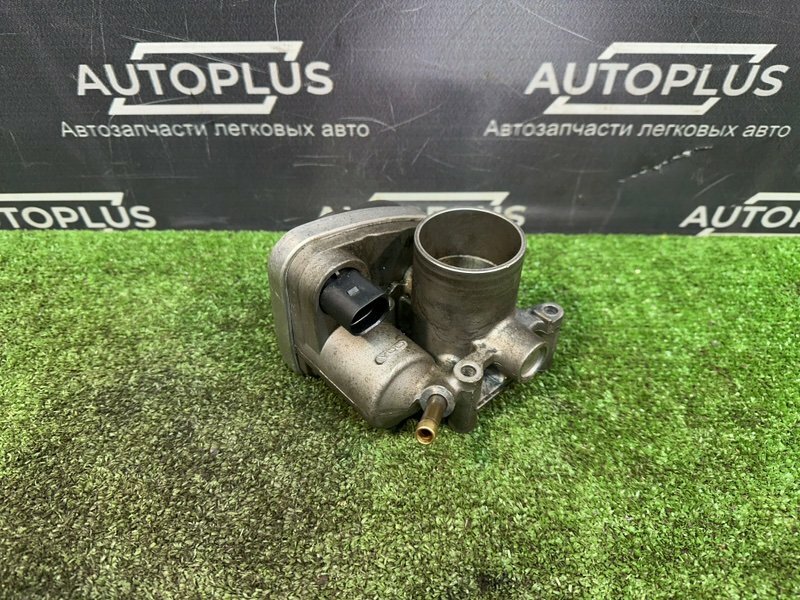 Дроссельная заслонка Volkswagen Golf 4 2003 (1.4 AXP) Б/У с пробегом Арт. 036133062