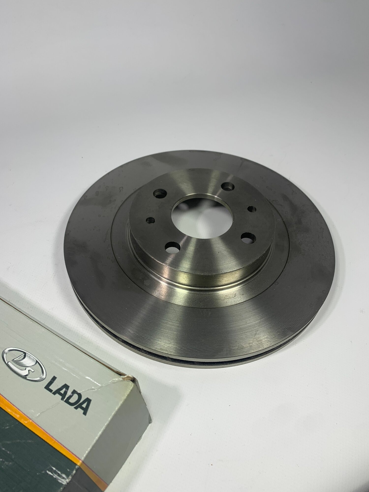 Тормозной диск передний LADA Granta / Kalina / Priora / Vesta / XRAY R14, арт. 21120-3501070-02. Оригинал, вентилируемый.