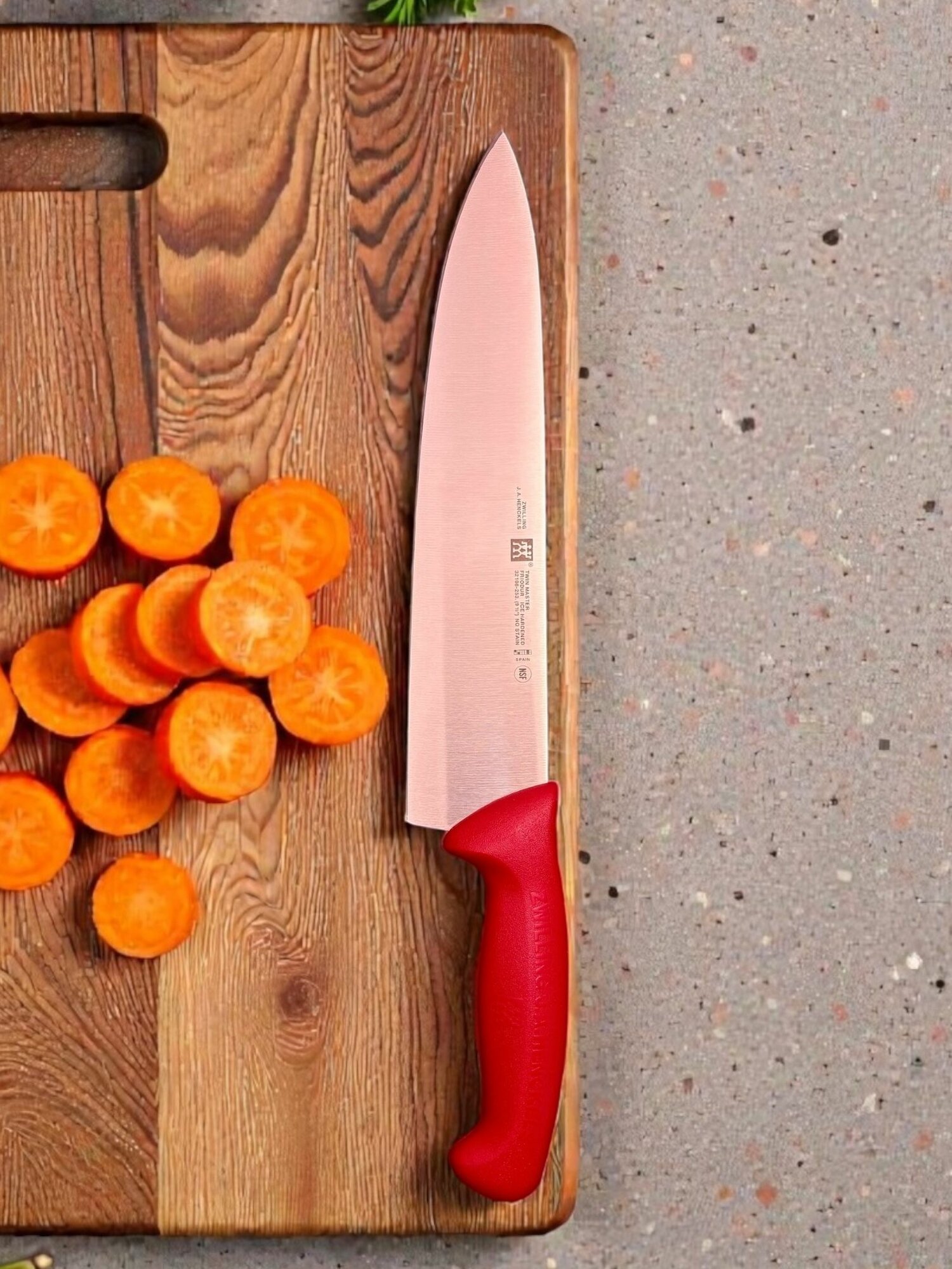 Кухонный нож Zwilling J.A. Henckels Twin Master Red 9.5 Chef, 32108-253