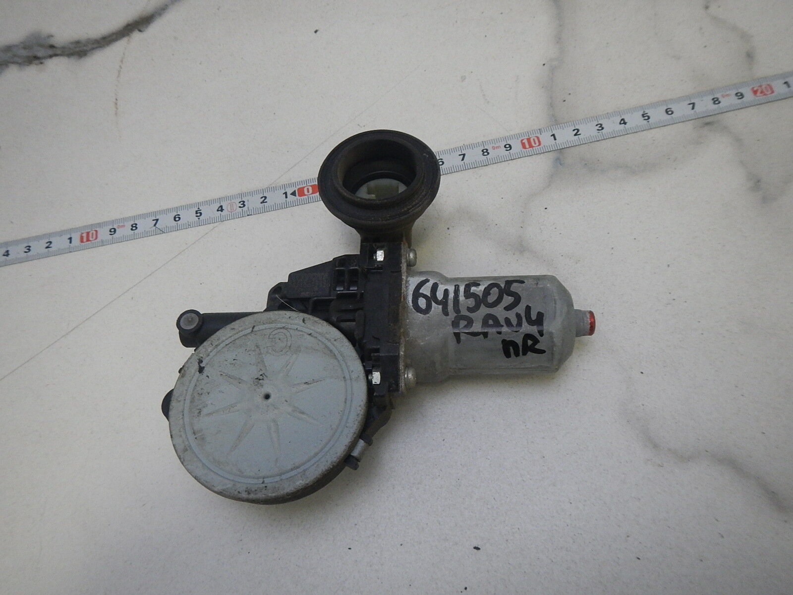 Б/У Моторчик стеклоподъемника, Toyota (Тойота)-RAV4 (06-13) TOYOTA RAV4 (06-13) передний правый Без видимых повреждений. ...