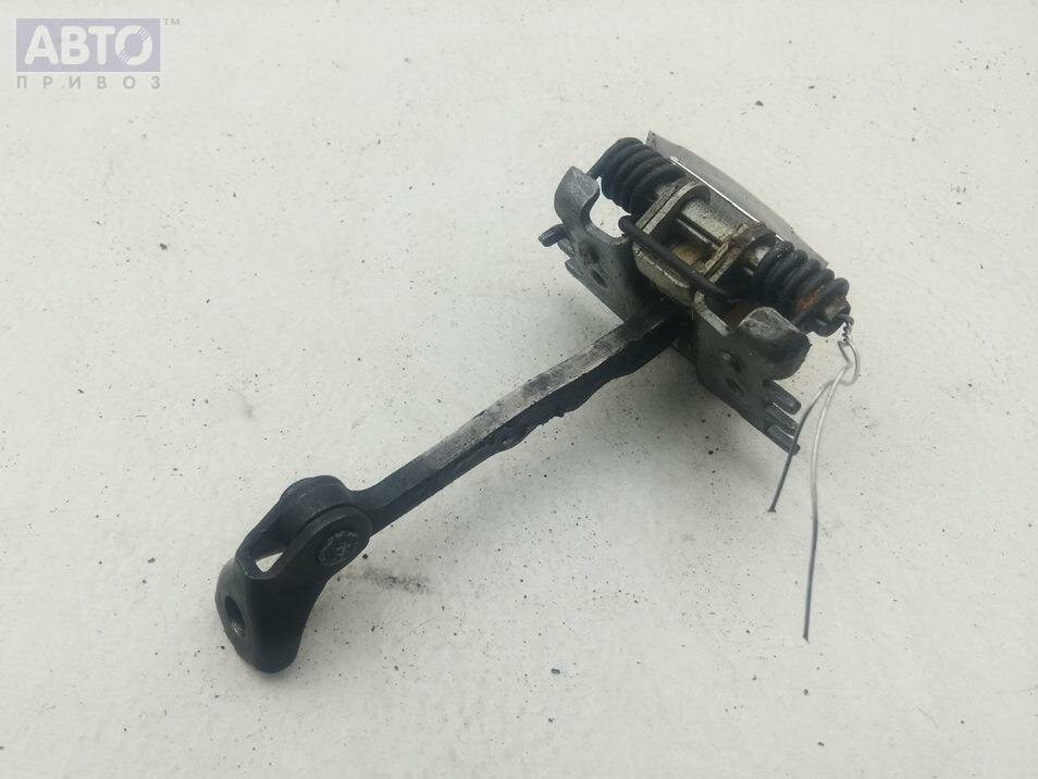 Ограничитель открывания двери передней Renault Laguna 3 (2008-2015)