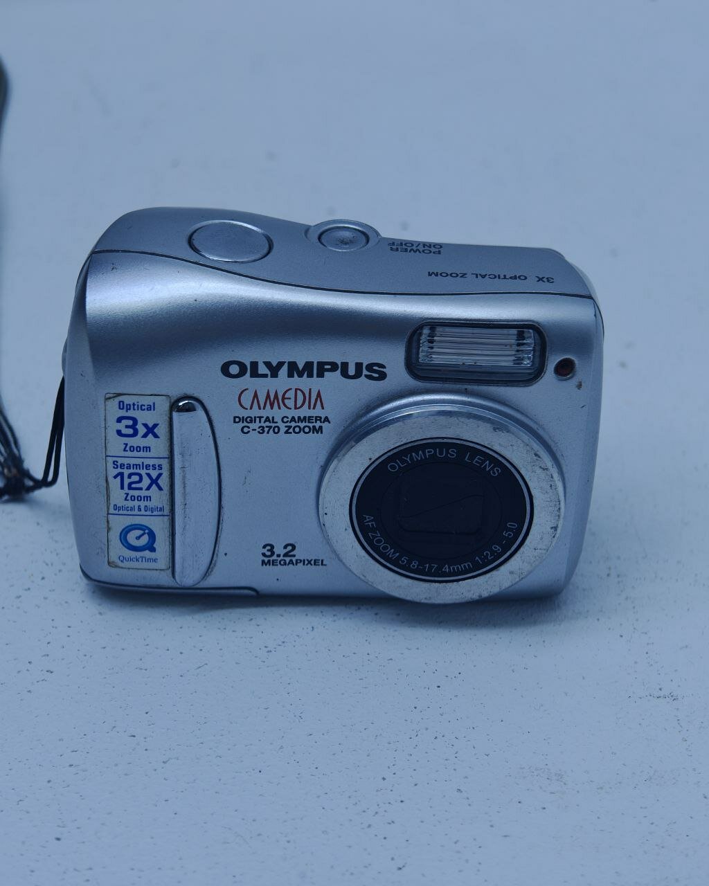 Фотоаппарат Olympus Camedia C-370, 3.-кратный оптический Zoom, ЖК-экран 3.5", 3 Мп