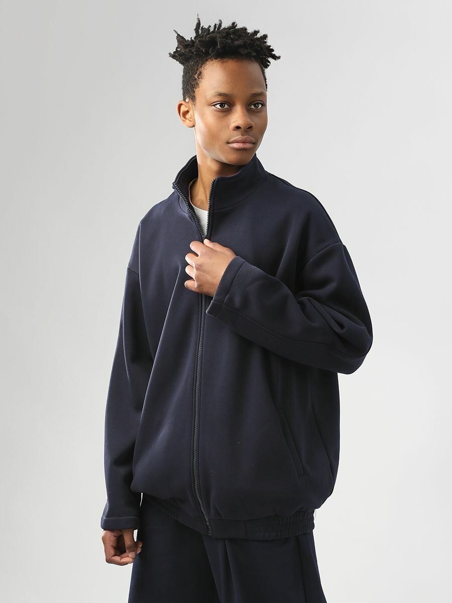 Толстовка спортивная