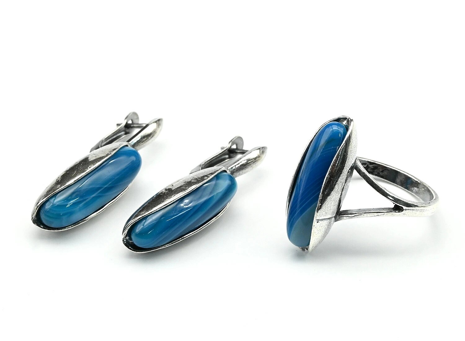 Комплект бижутерии: серьги, кольцо, агат