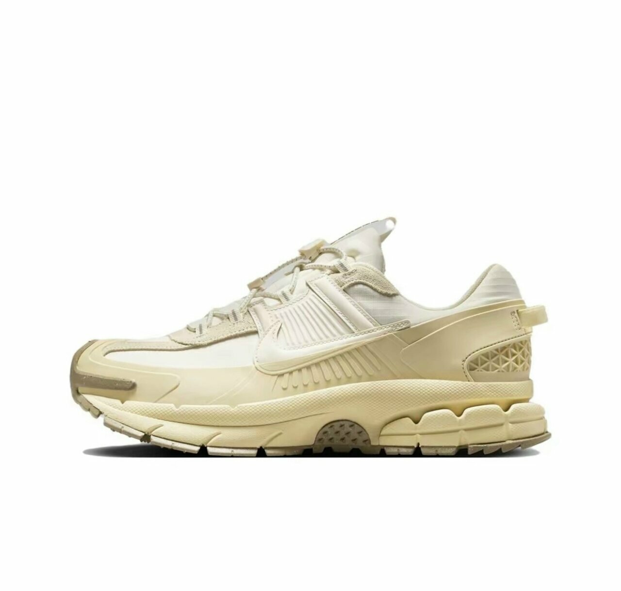 Кроссовки Vomero Roam