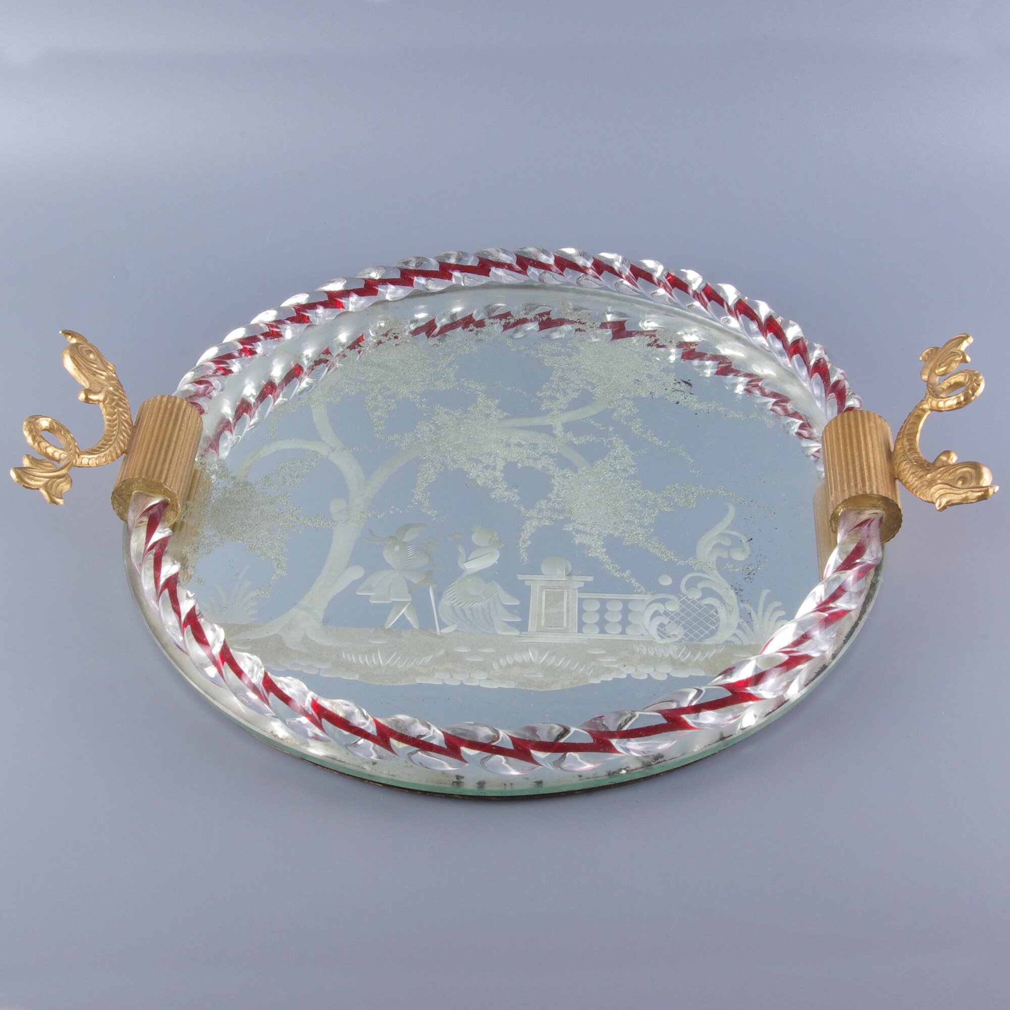 Винтажный круглый поднос "Галантная сценка". Муранское стекло, золочение. Murano, Италия, 1960- ее