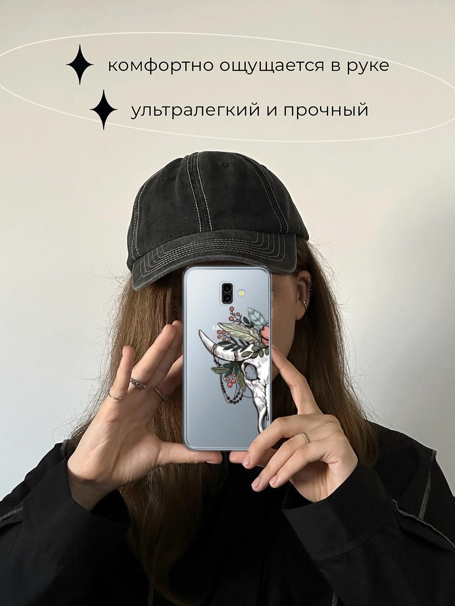 Чехол на Samsung Galaxy J6 + / Самсунг Галакси J6 Плюс 2018 с принтом "Череп быка с цветами", прозрачный — фото 1