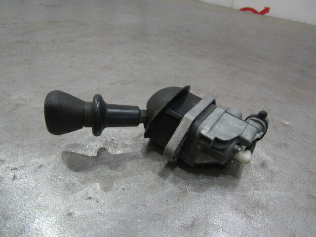 Кран ручного тормоза DAF XF105