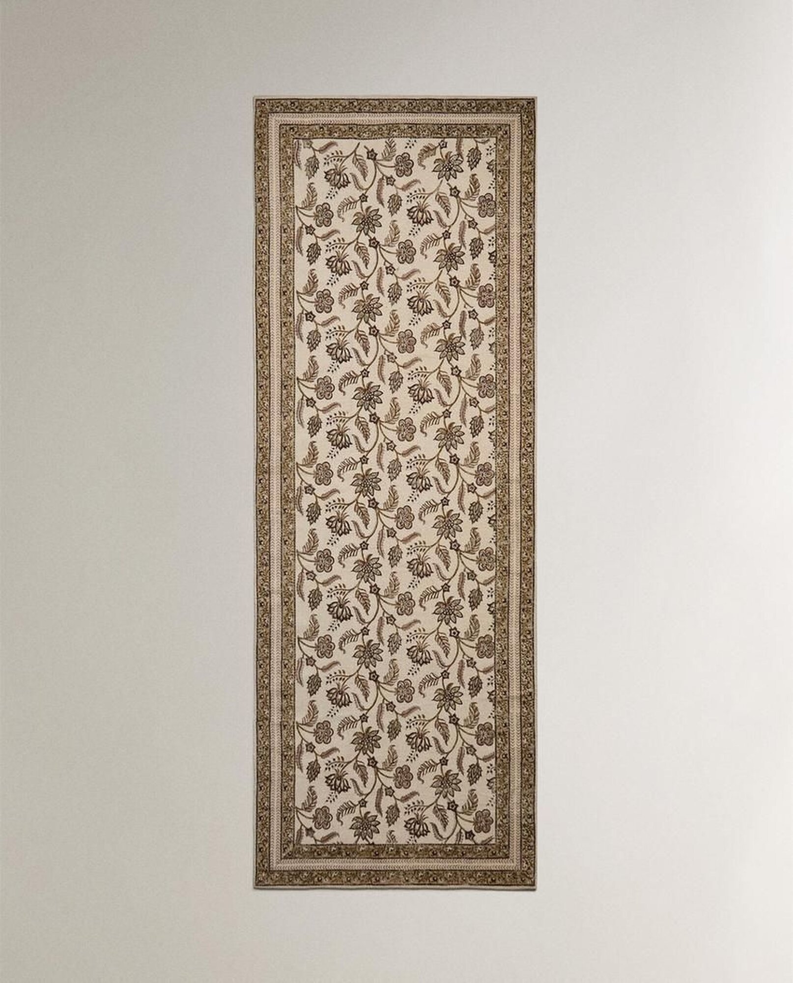 Ковер ZARA HOME 2306/029 - хлопковый, с цветочным принтом, 70 x 200 см