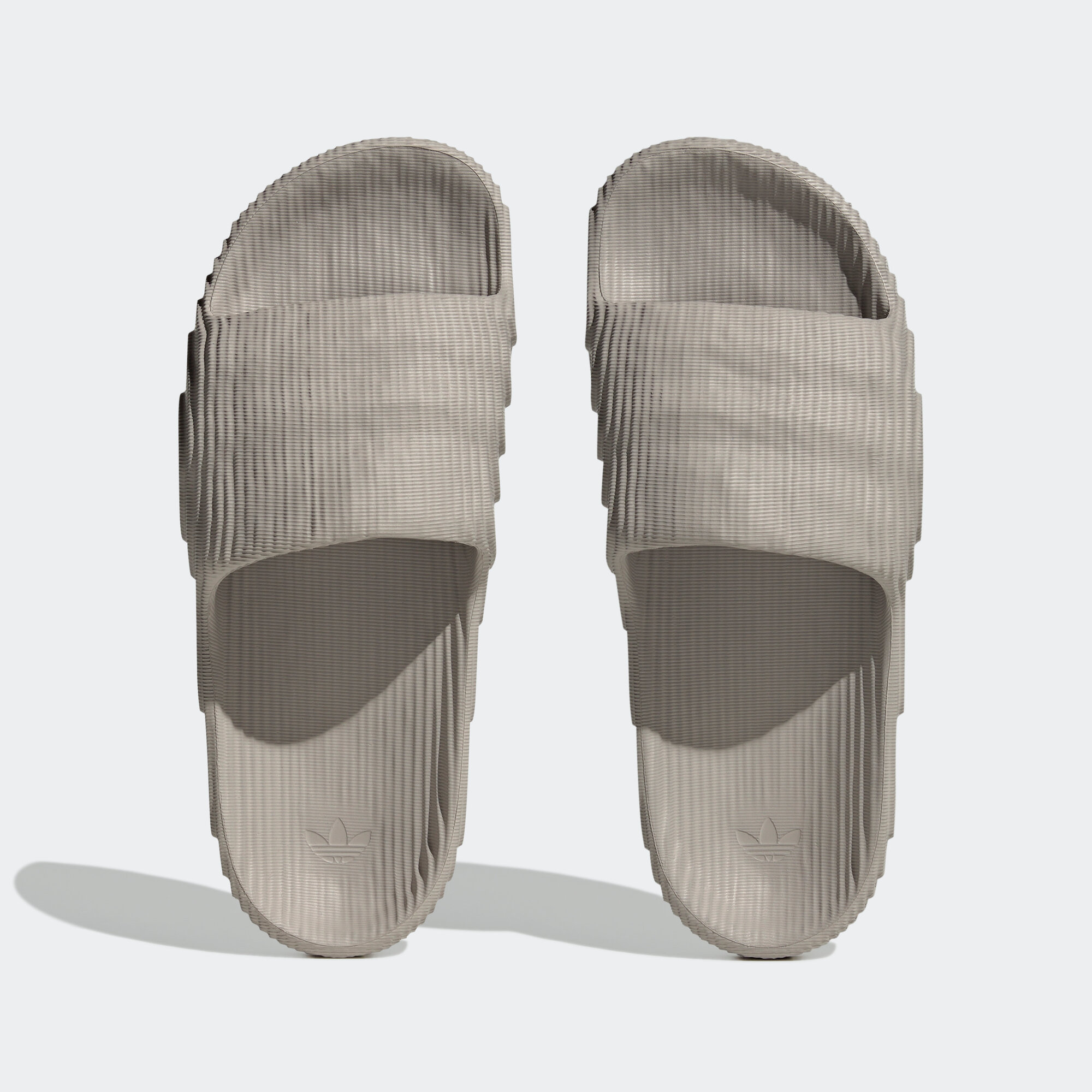 Шлёпанцы adidas Originals ADILETTE 22, размер 10 UK, светло-коричневый — фото 1
