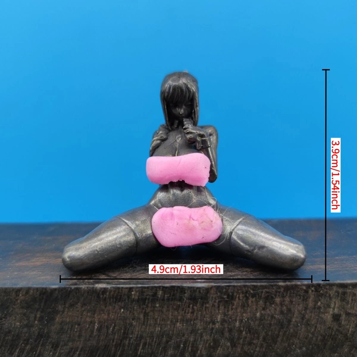 Миниатюрная латунная статуэтка аниме