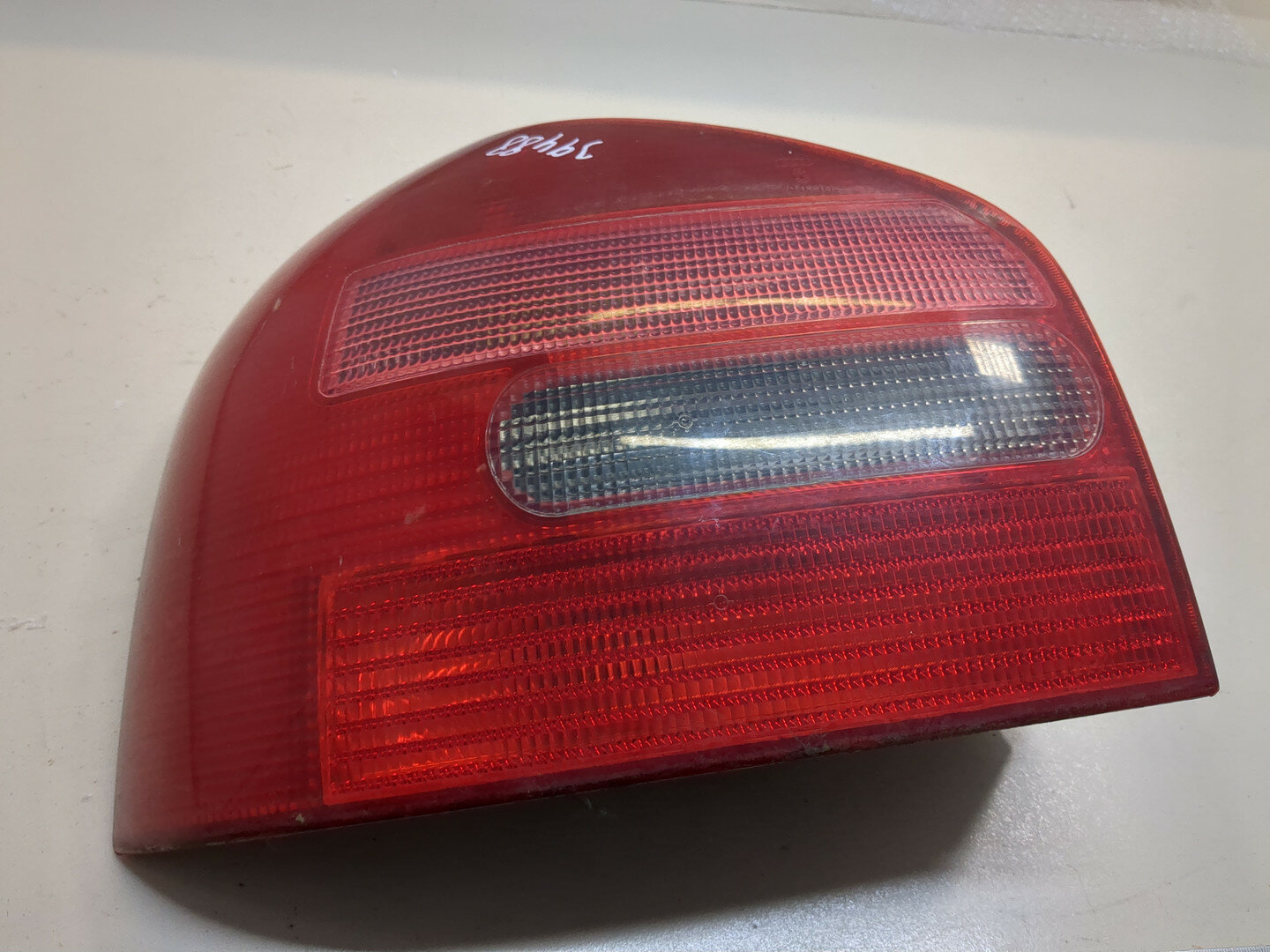 Фонарь (задний) левый Audi A3 (8L) Б/У